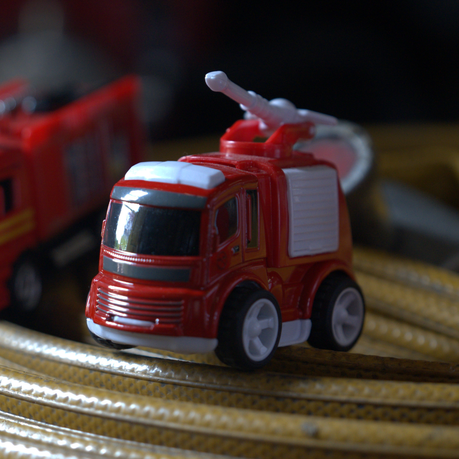 Fire Engine Toy – Fire Fighters Charity Shop