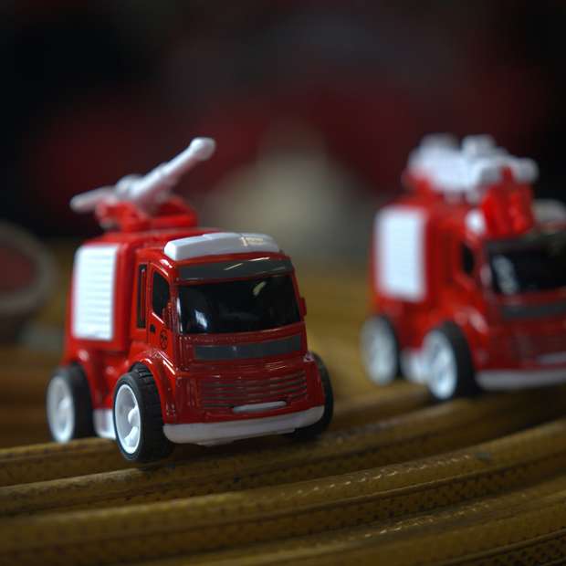 Fire Engine Toy – Fire Fighters Charity Shop
